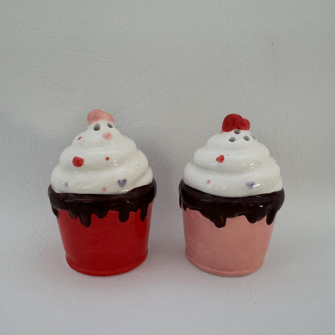 Pink Cupcake Salt and Pepper Shaker Set New - Etsy