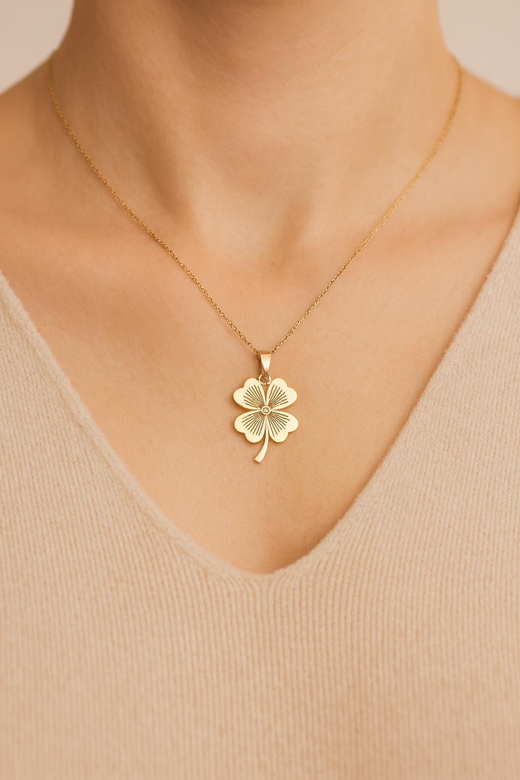 Four Leaf Clover Necklace, 14K Gold Plated Good Luck Charm, Dainty ...