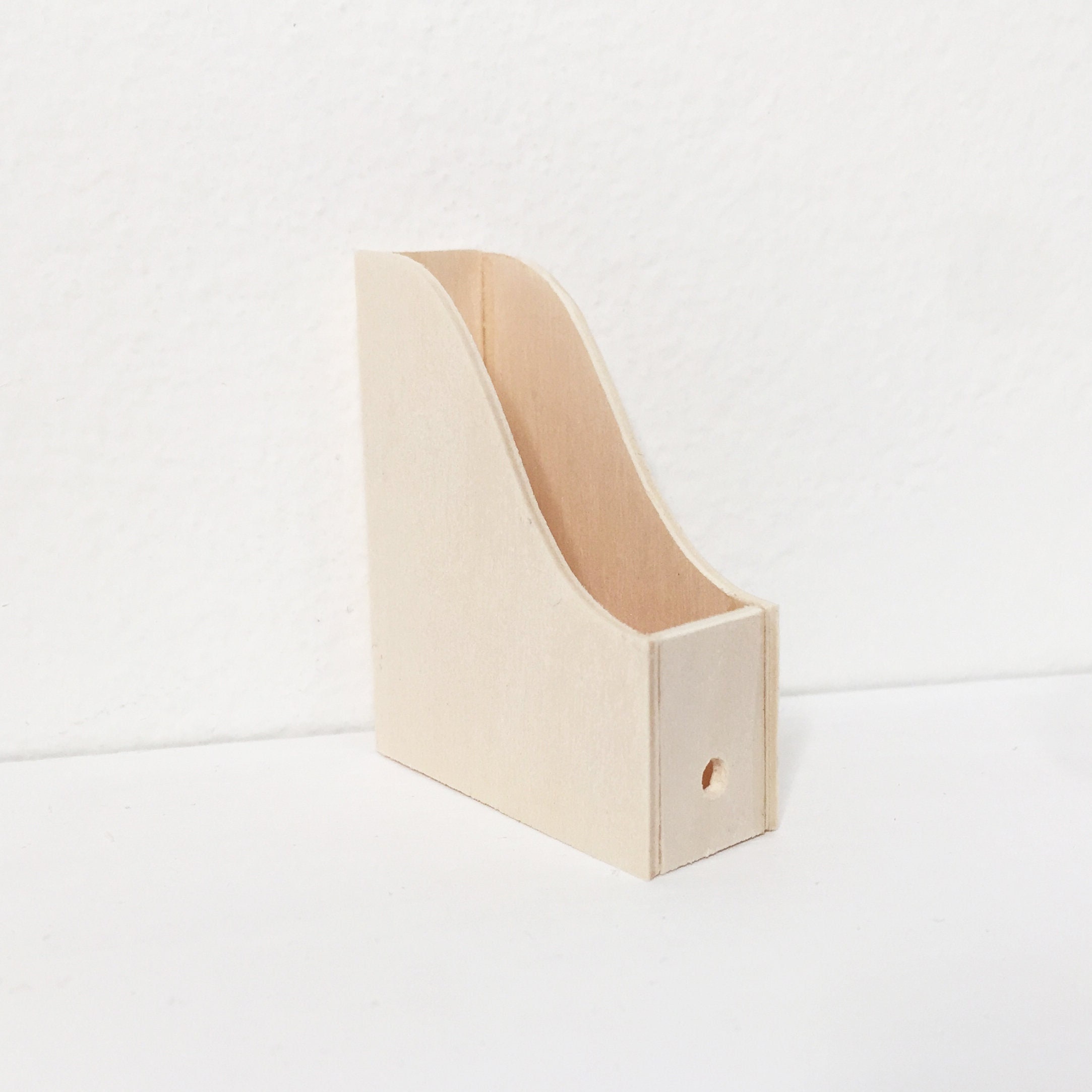 Dollhouse Miniature Wooden Magazine Holder — Small Scale Interiors