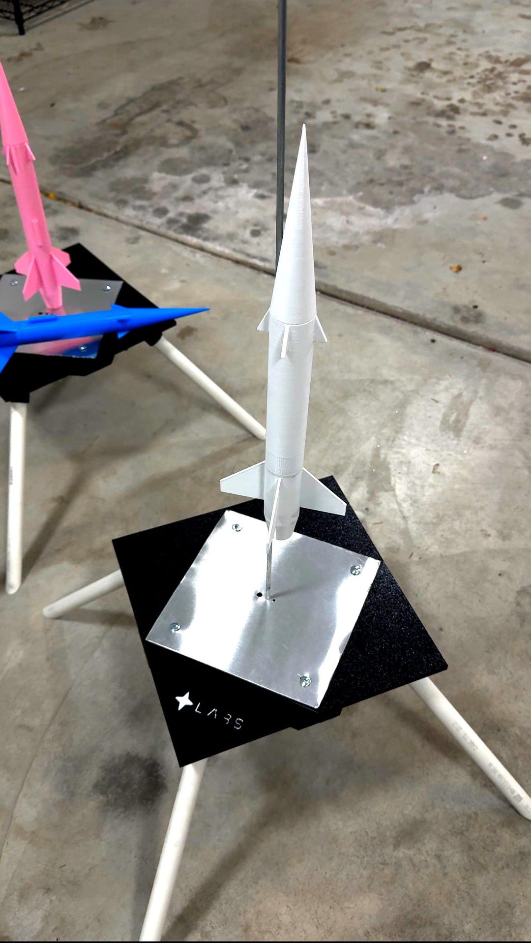 Model Rocket Shell & Launch Pad Kit Durable Aluminum Plate Easy Set up ...