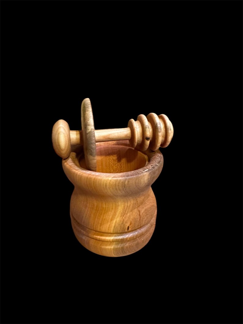 Honey Pot With All 1 Unit Lid and Attached Dipper, Honey Drizzler ...