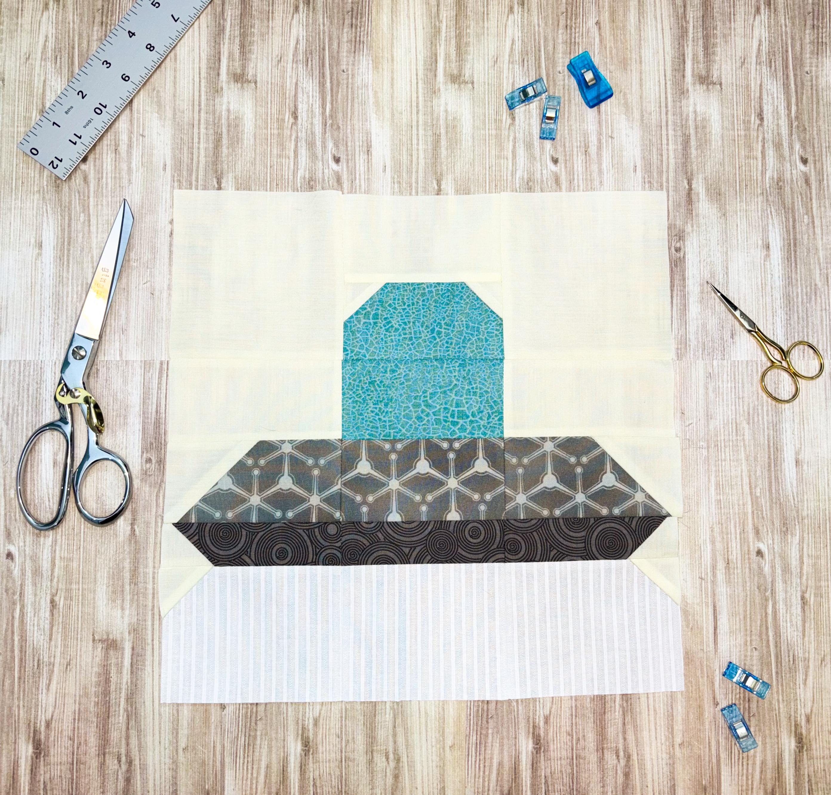 Alien Spaceship Quilt Block - Etsy