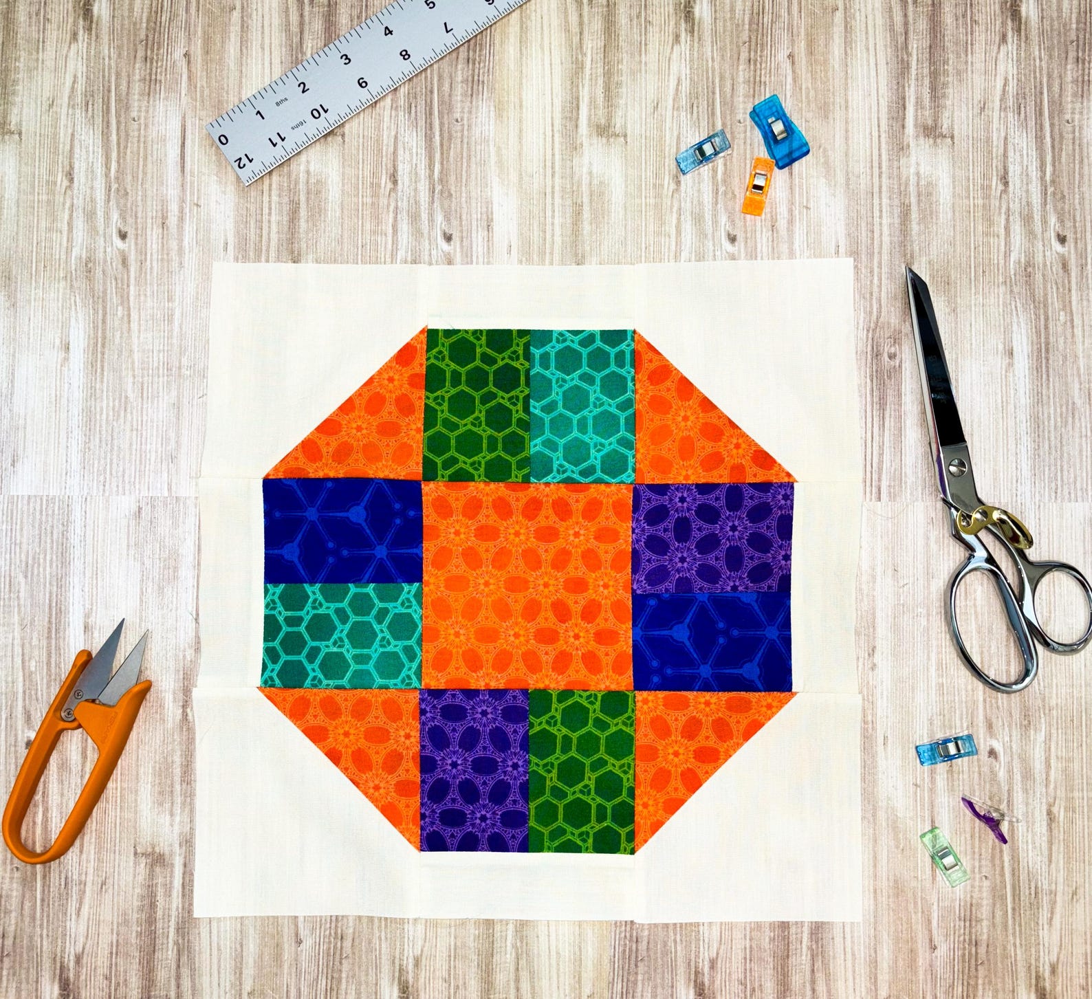 Scrappy Planet Quilt Block - Etsy