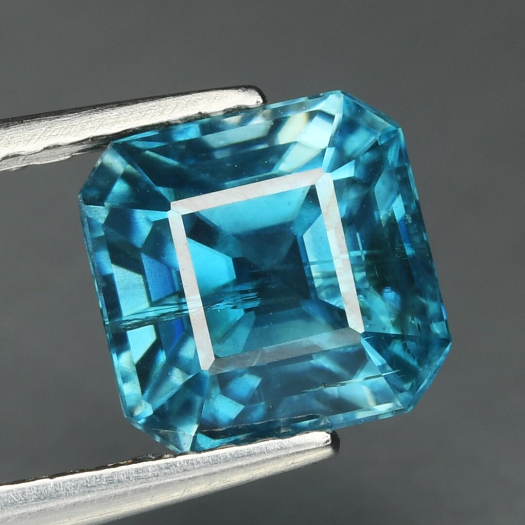 2.50ct Valuable! Very Rare Stunning Beautiful Genuine Blue Zircon 9mm ...