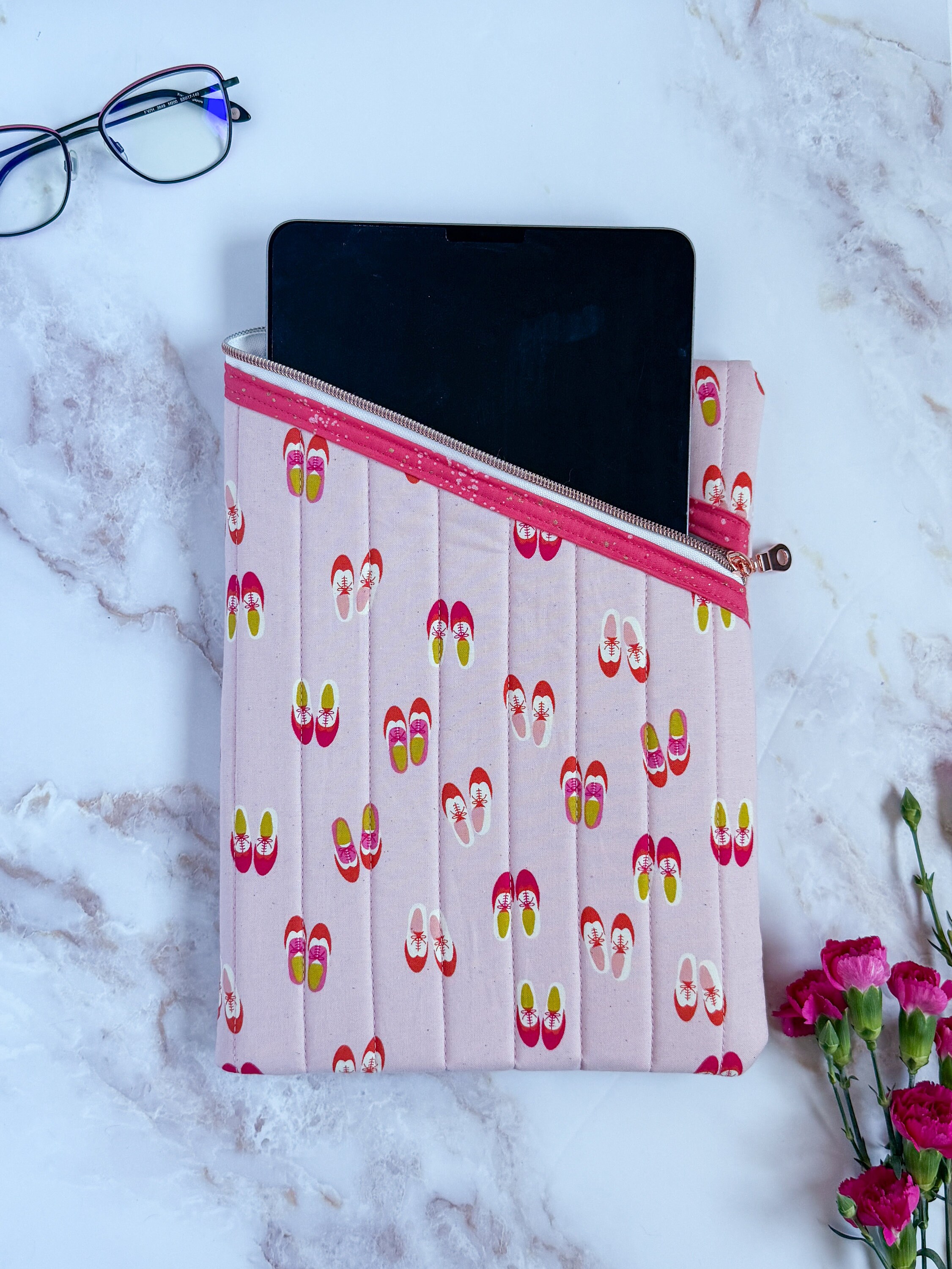 Pink Oxfords Diagonal Zipper Pouch iPad Tablet Kindle Kobo Ereader Book ...