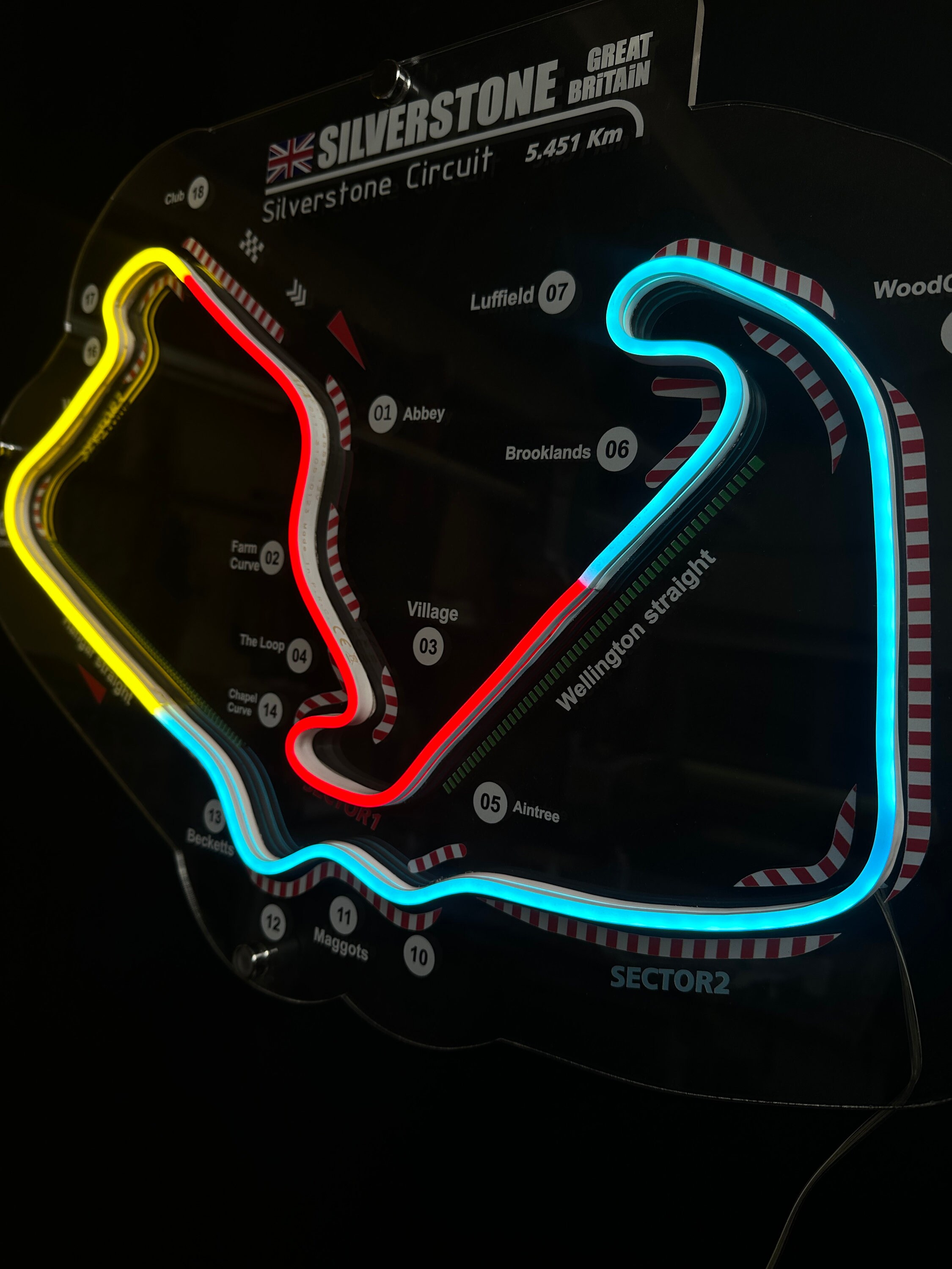 Silverstone Circuit Neon Race Track | Neon Race Track | F1 Formula ...