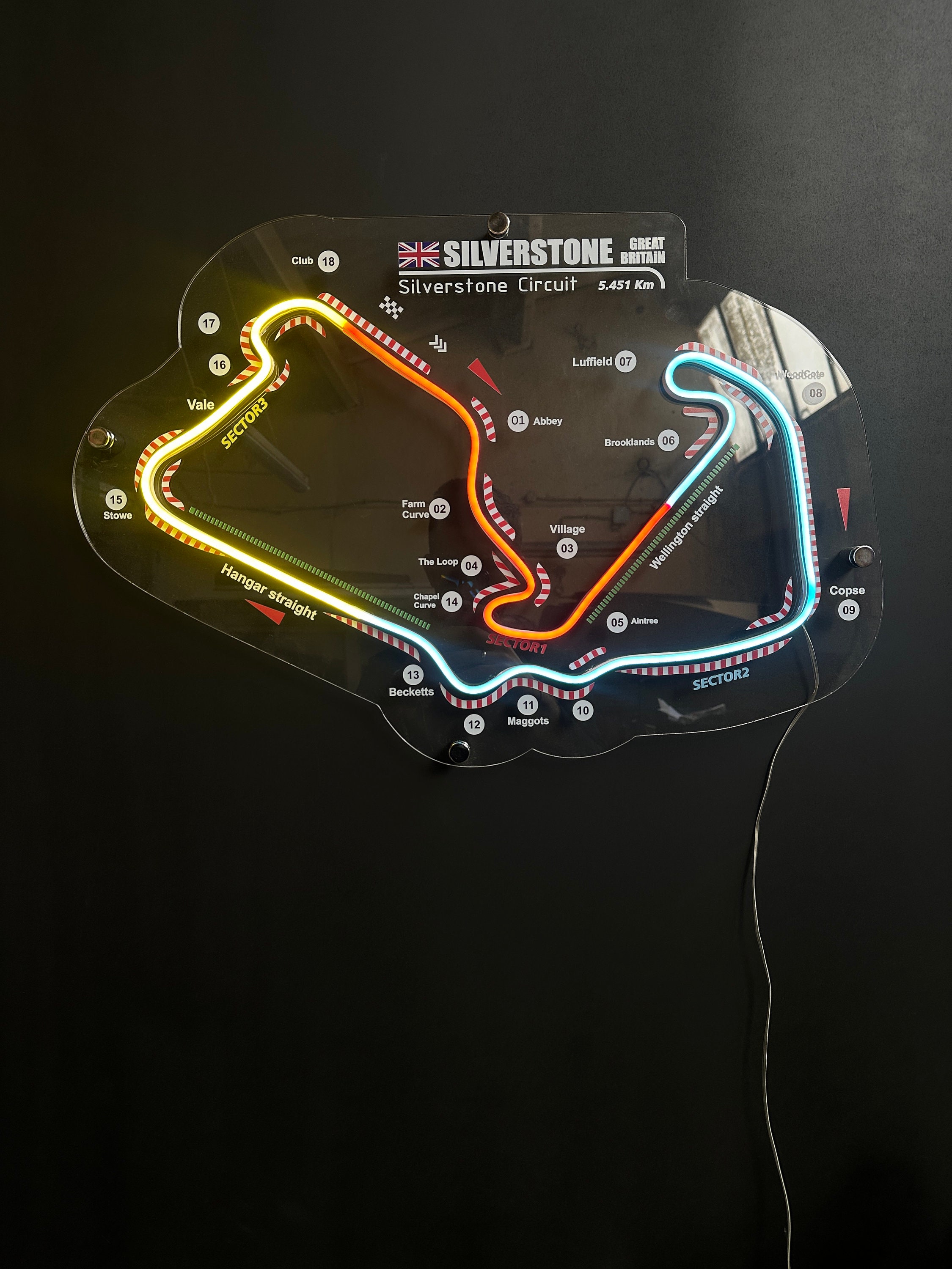 Silverstone Circuit Neon Race Track | Neon Race Track | F1 Formula ...