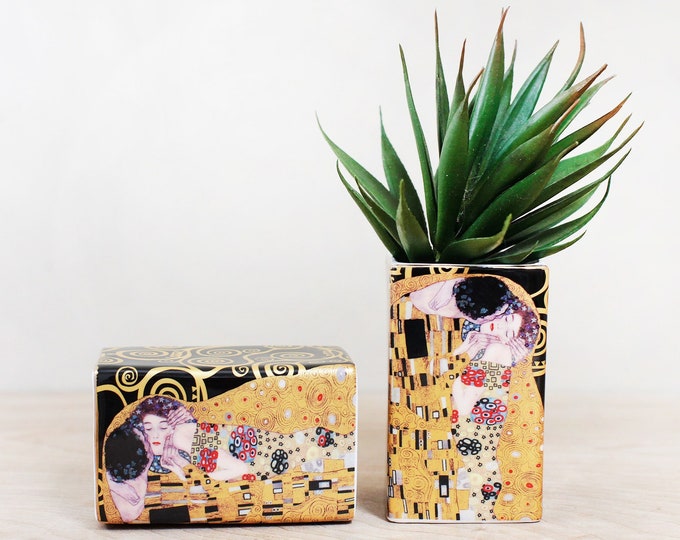 The Kiss by Gustav Klimt Ceramic Vase Set From the Belvedere Museum ...