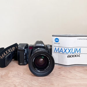 Minolta Maxxum 8000i 35mm Film Camera W Minolta AF Maxxum 28-70mm Zoom ...