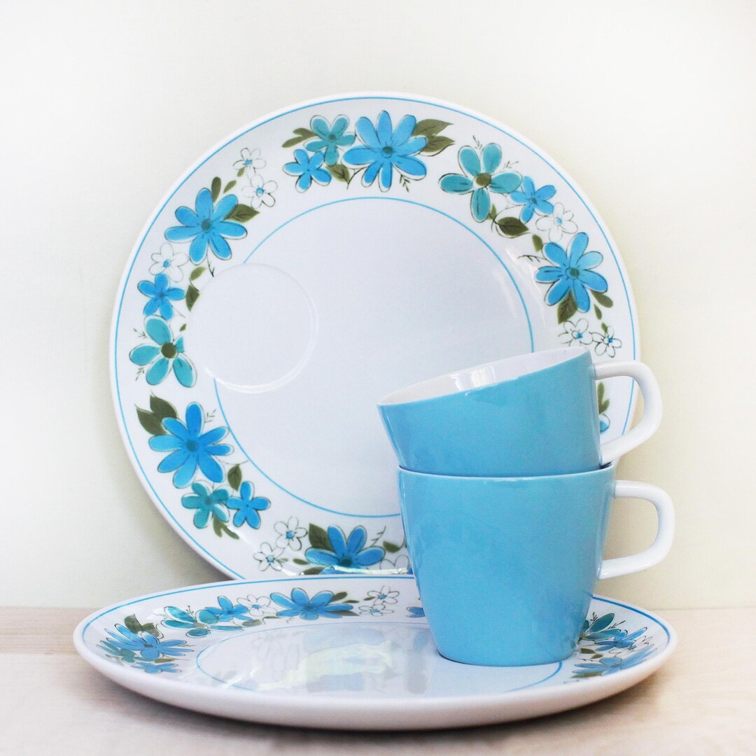 Set of 2 Mikasa Maggi Luncheon Plate Sets W Cups by Jonas Roberts 3149 ...