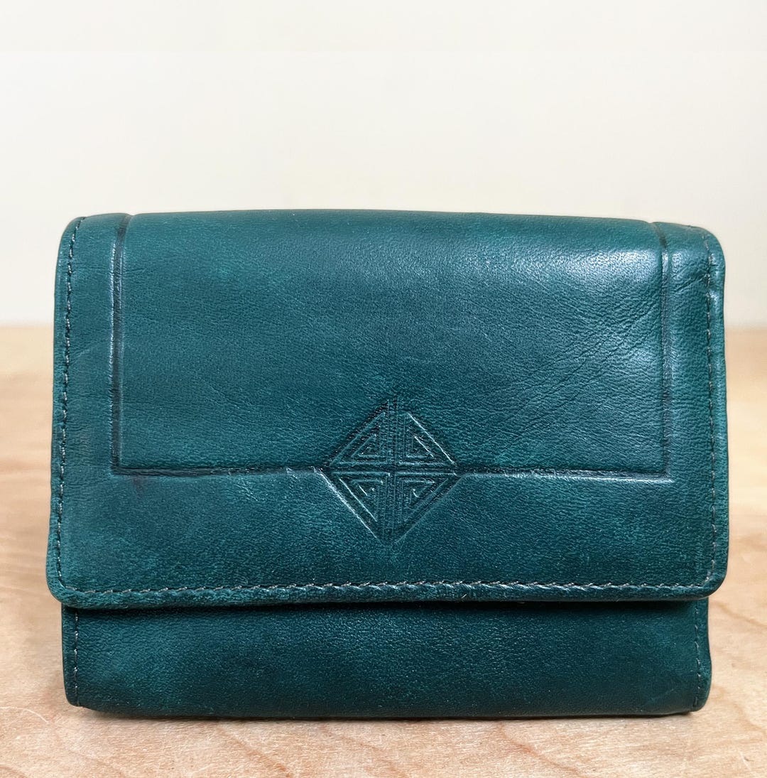 Princess Gardner Leather Woman's Snap Closure Wallet in Green/ Compact ...