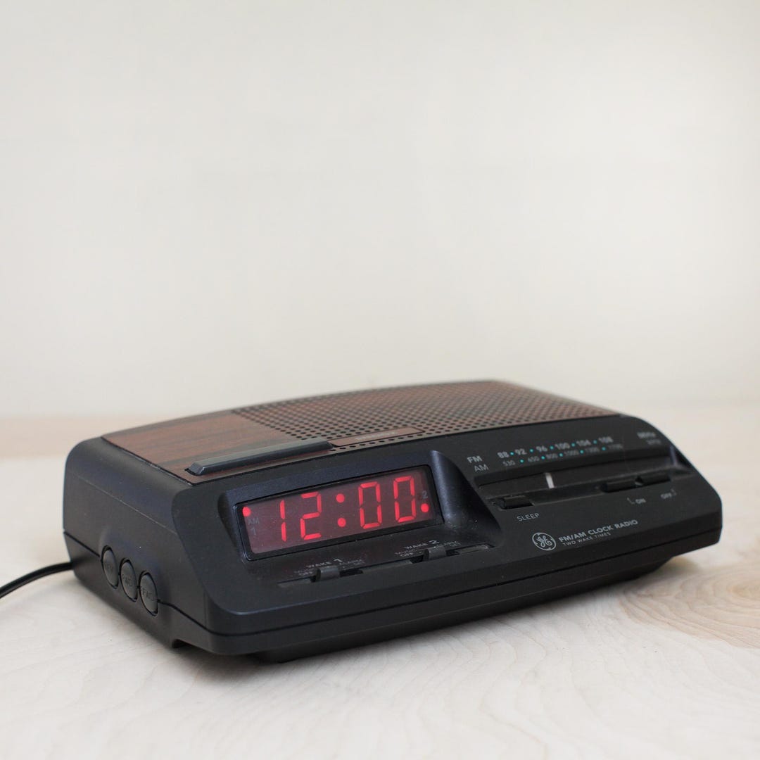 GE Wood Panel Style Clock Radio Model No. 7-4621A/ Nice Working 90s ...