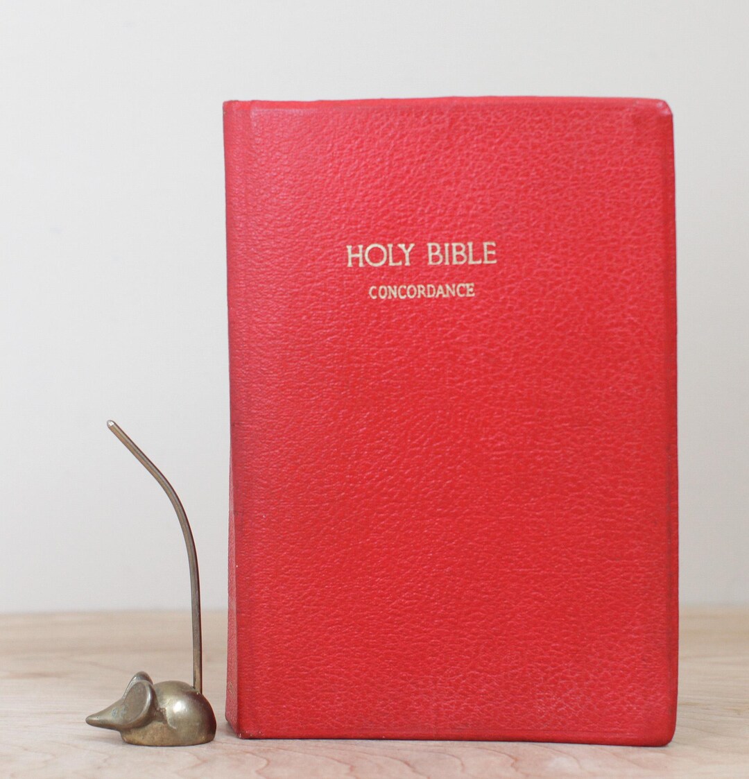 Red Bonded Leather Bible/ 70s Old & New Testaments Concordance Bible W ...