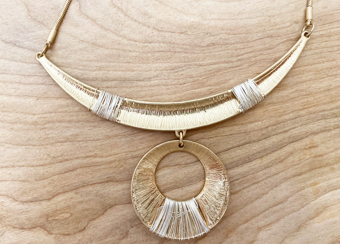 Egyptian Cleopatra Gold Metal Necklace/ Cool Modernist - Etsy