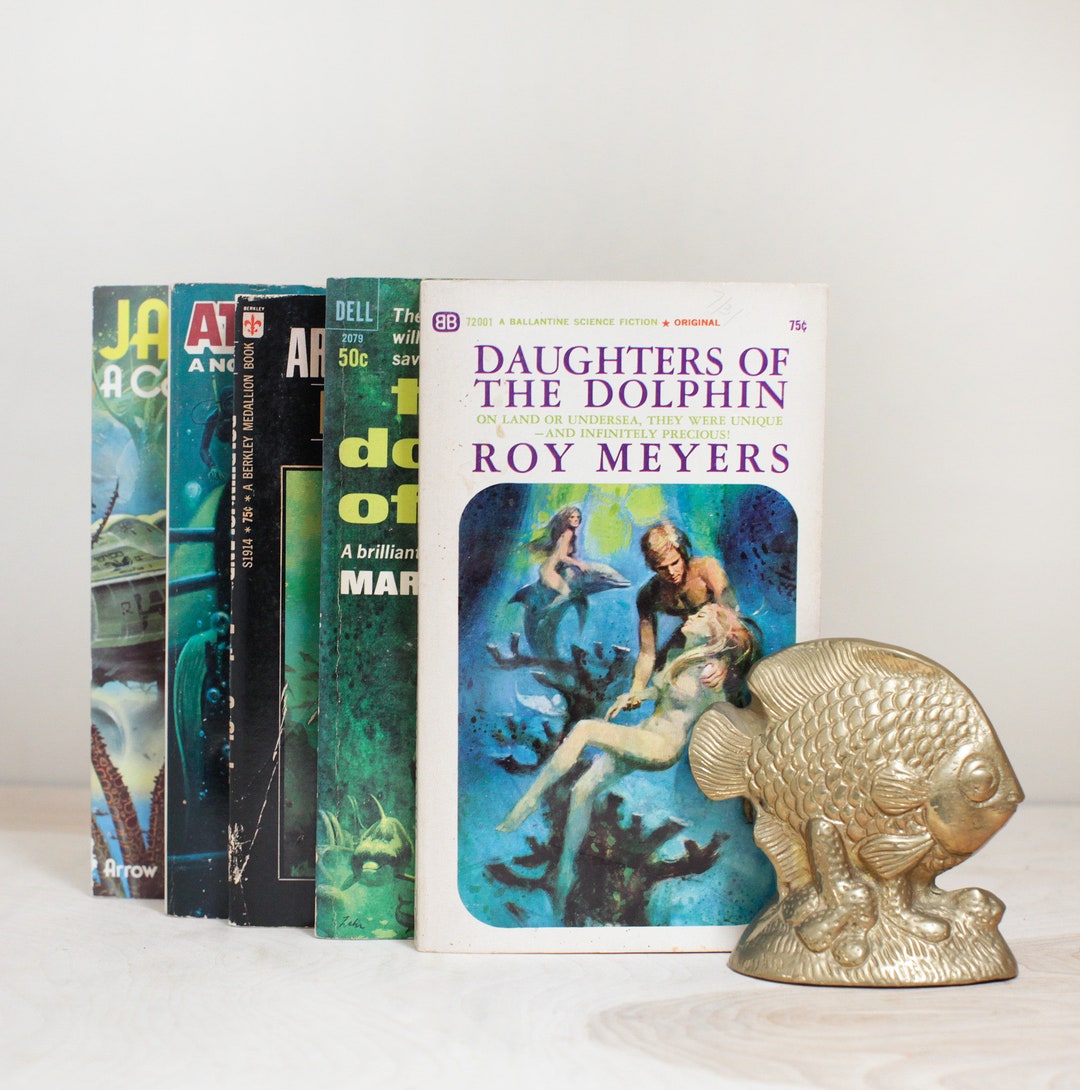 Set of 5 Dolphin & Deep Sea Themed Sci Fi Fantasy Paperbacks/ Great 60s ...