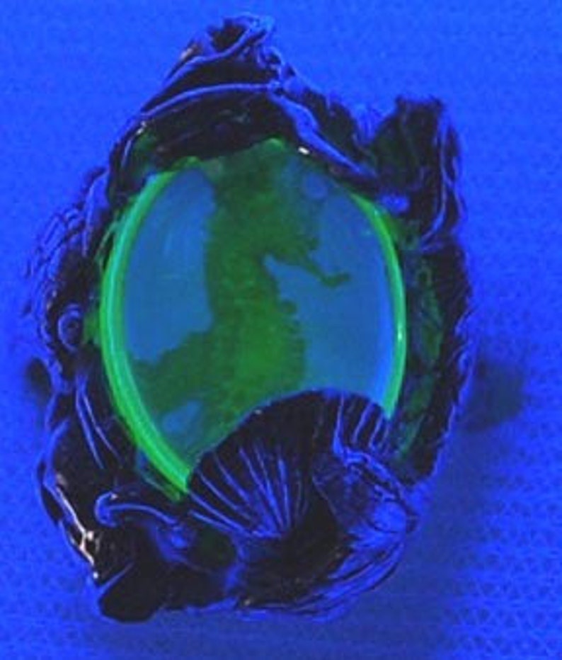 Nouveau Enchanted Mystical Magic Gazing Pool Mermaid Ring Sea Horse ...