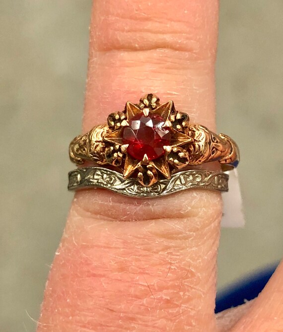 Victorian rose gold ruby ring lady face sides alterna… - Gem