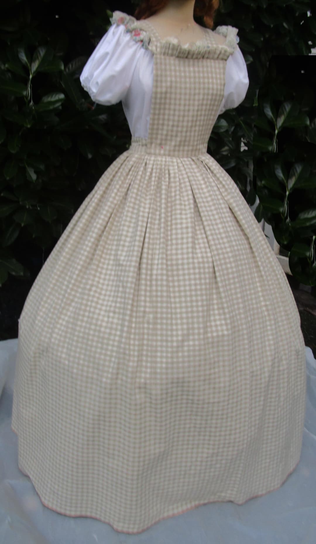Dainty Ivory & Willow Apron Dress / Marie Antoinette/colonial/pompadour ...