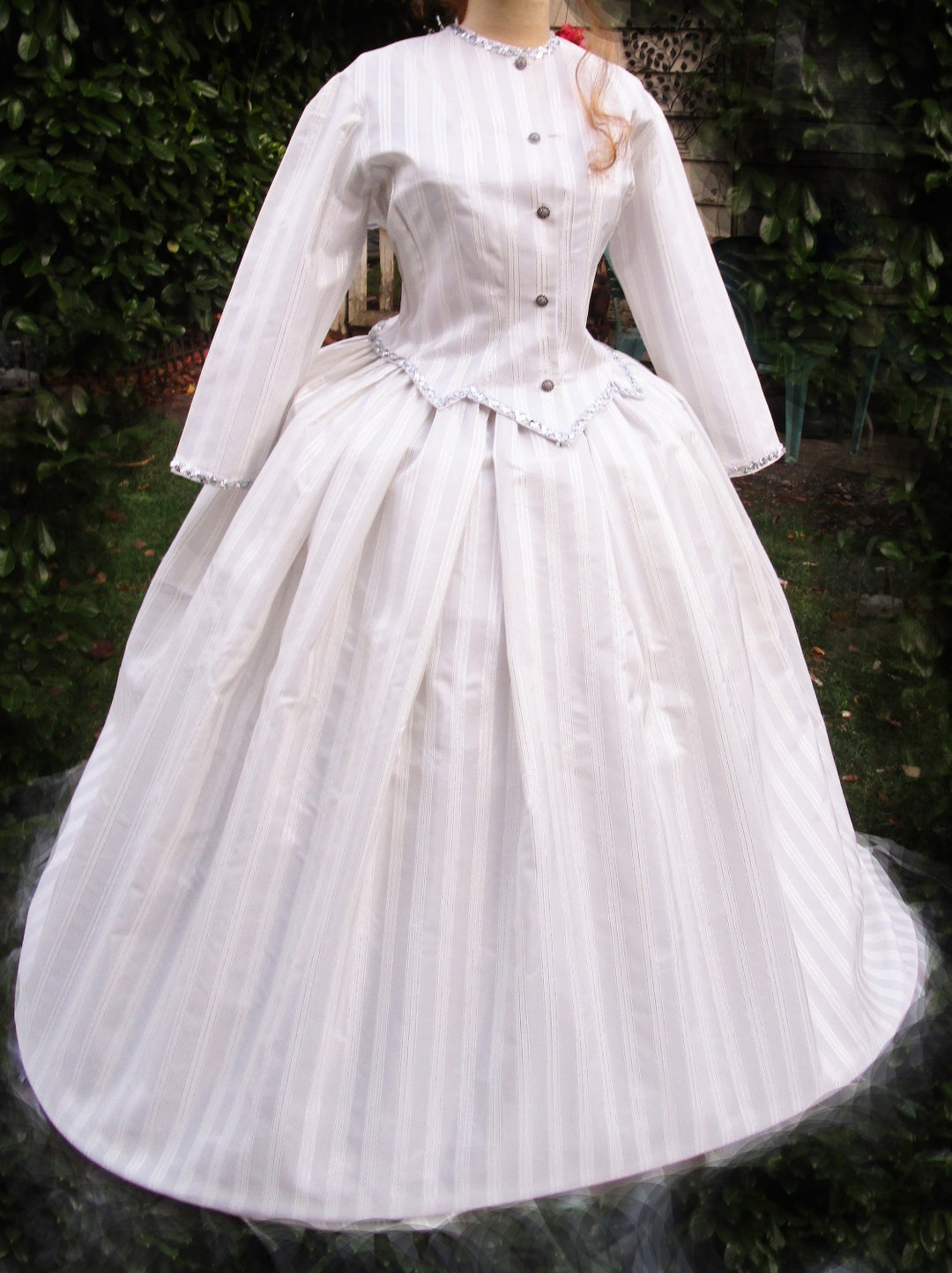 Silver 'snow-queen' 2 Piece Set - Marie Antoinette / Pompadour/princess ...
