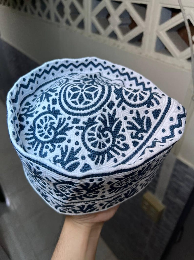 Men's Kufi 22 Omani Hat Navy Blue Pattern - Etsy