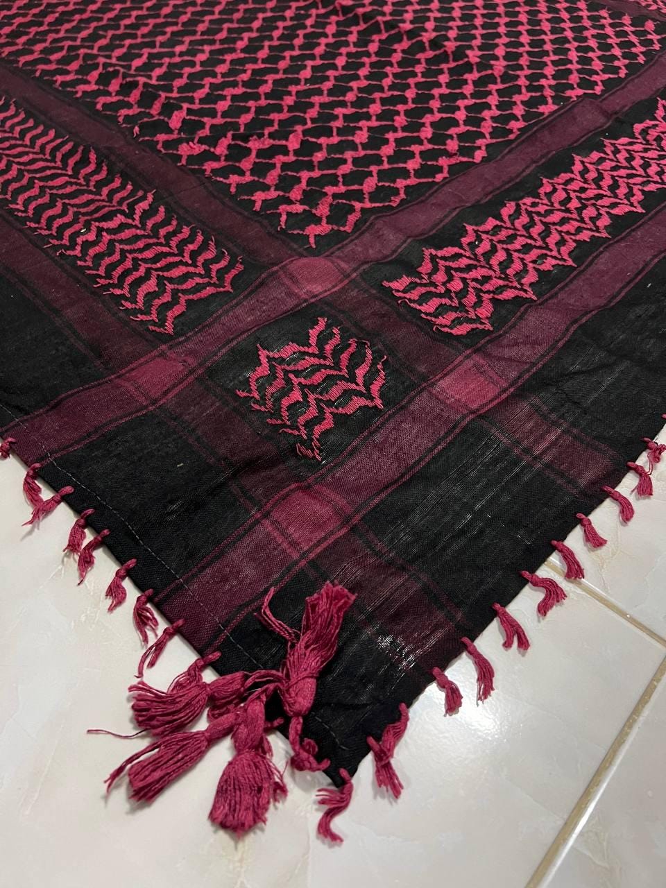 Classic Palestine Scarf Traditional Woven Scarf Keffiyeh Kufiya Shemagh ...