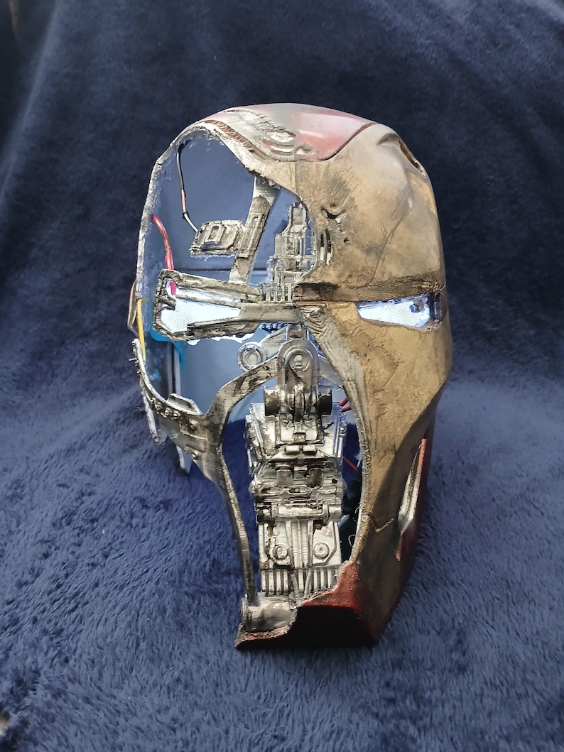 Iron Man Mark 50 Battle Damaged Helmet – Avengers Endgame Iron Man Prop ...