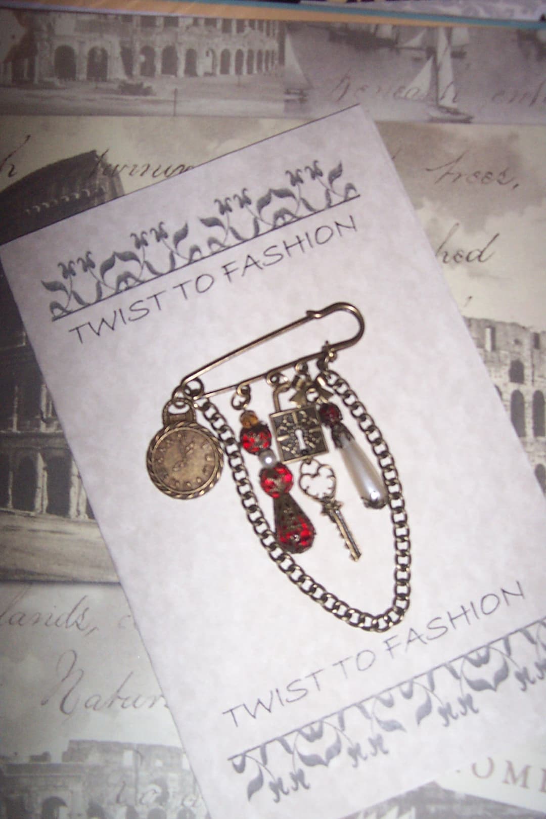 BEAUTIFUL PIN BROOCH. - Etsy