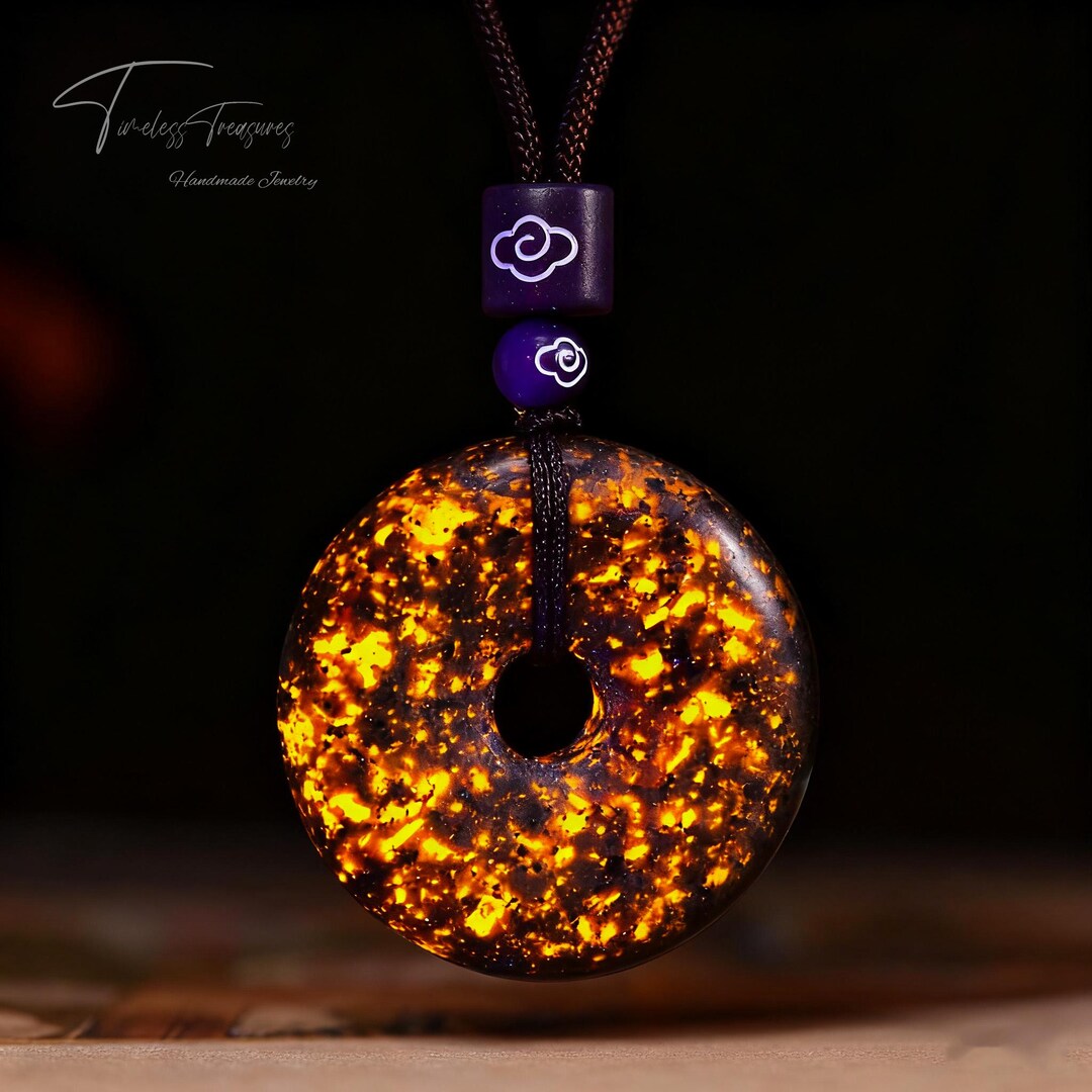 Yooperlite Donut Pendant Necklace, Flame Stone Fire Rock, UV Glowing ...