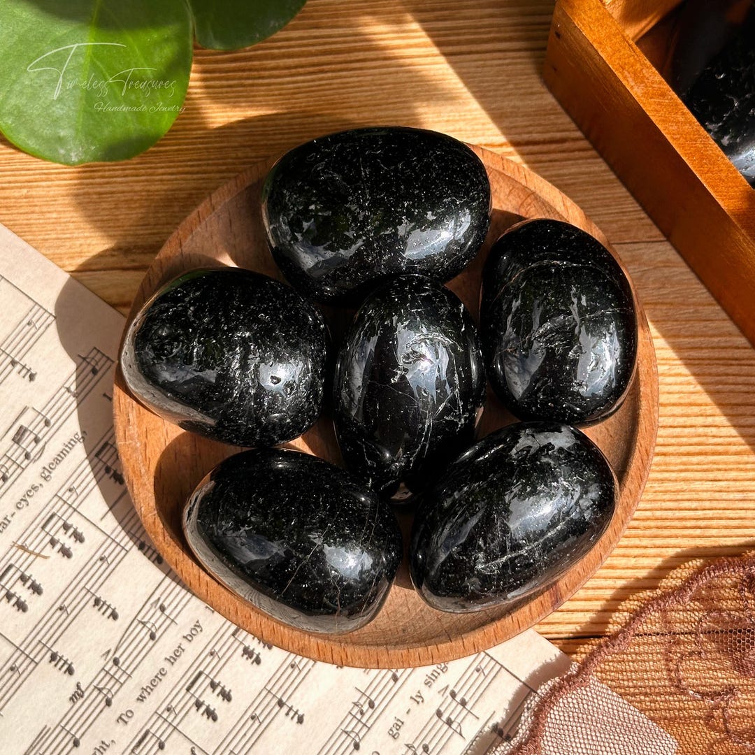 Natural Black Tourmaline Tumbled Stone | Black Tourmaline Palm Pocket ...