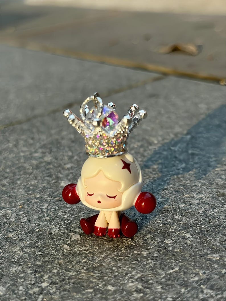 Pop Mart Keychain Charm – Collectible Figures, Fun and Stylish ...