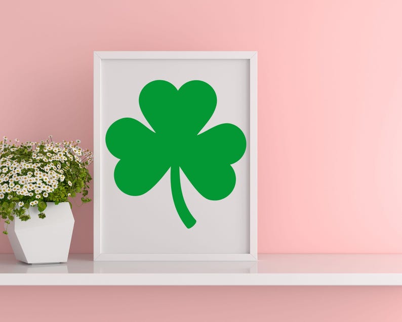 Clover SVG Bundle: Shamrock Clipart, St Patricks Day Design (digital ...