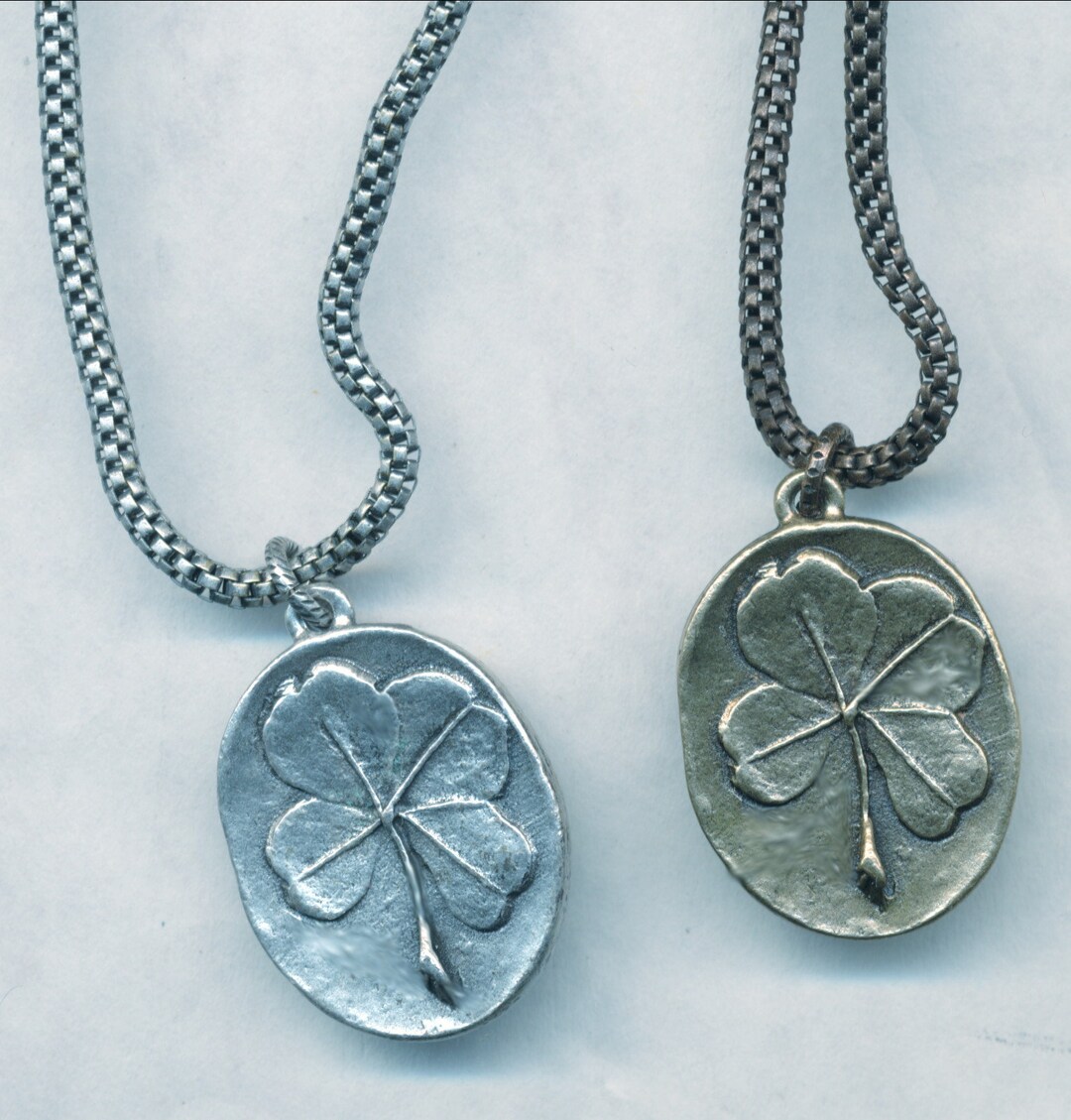 FAB VINTAGE CHAIN Necklace With Four Leaf Clover Charm 18" 2 Colors - Etsy