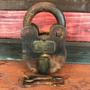 Leavenworth Federal Prison Cast Iron Working Lock & Keys With Antique ...