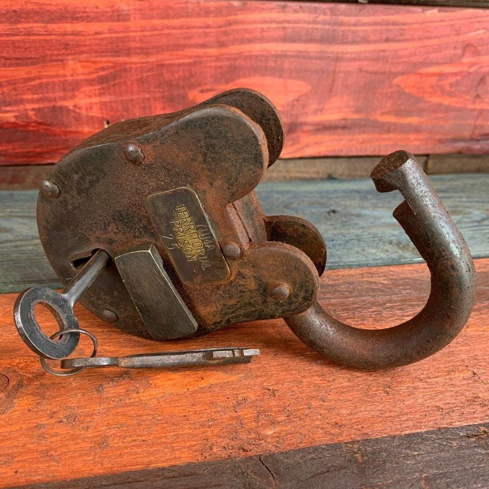 Yuma Territorial Prison Cast Iron Lock & Keys With Antique Finish 3 X 5 ...