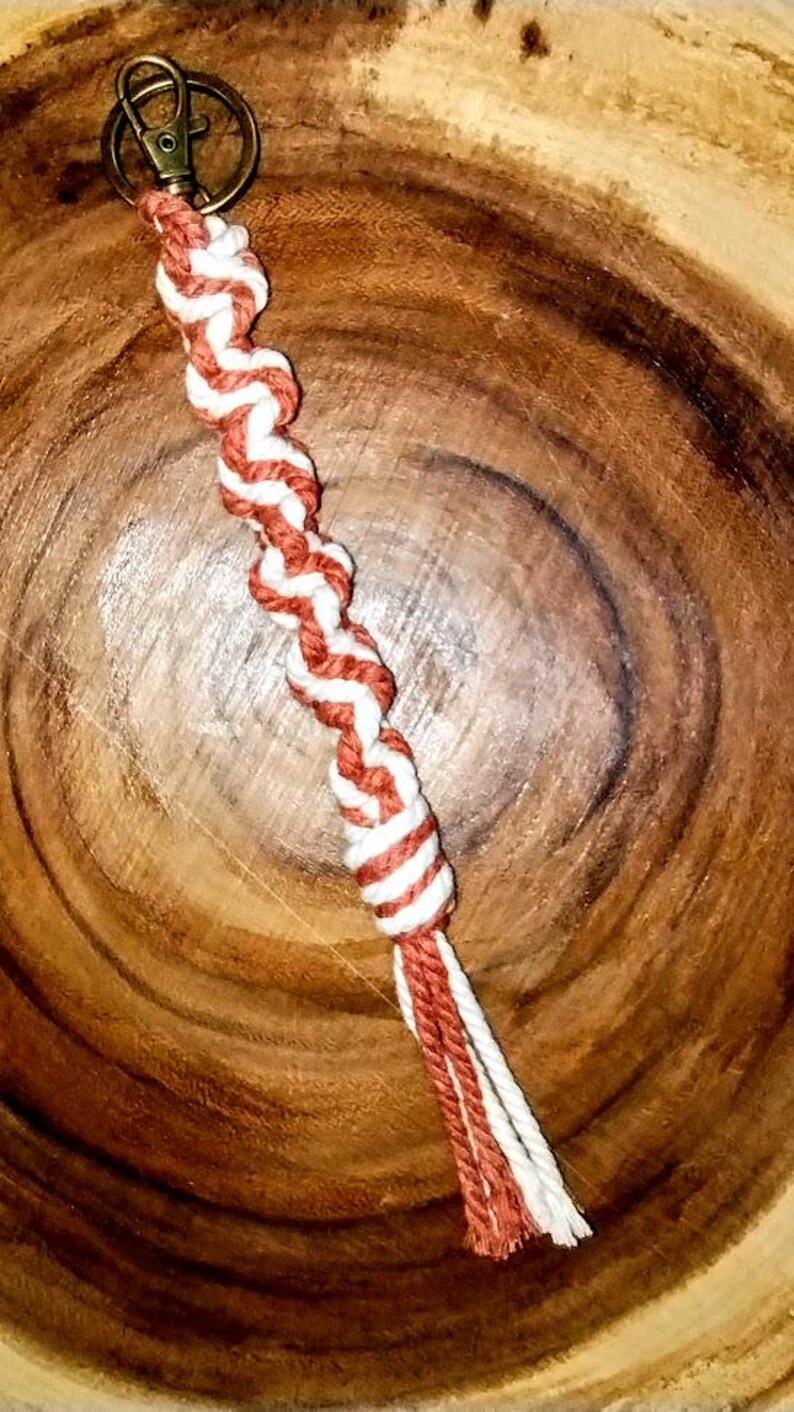 Macrame Spiral Knot Keychain | Bronze Keyring and Retractable Clip ...