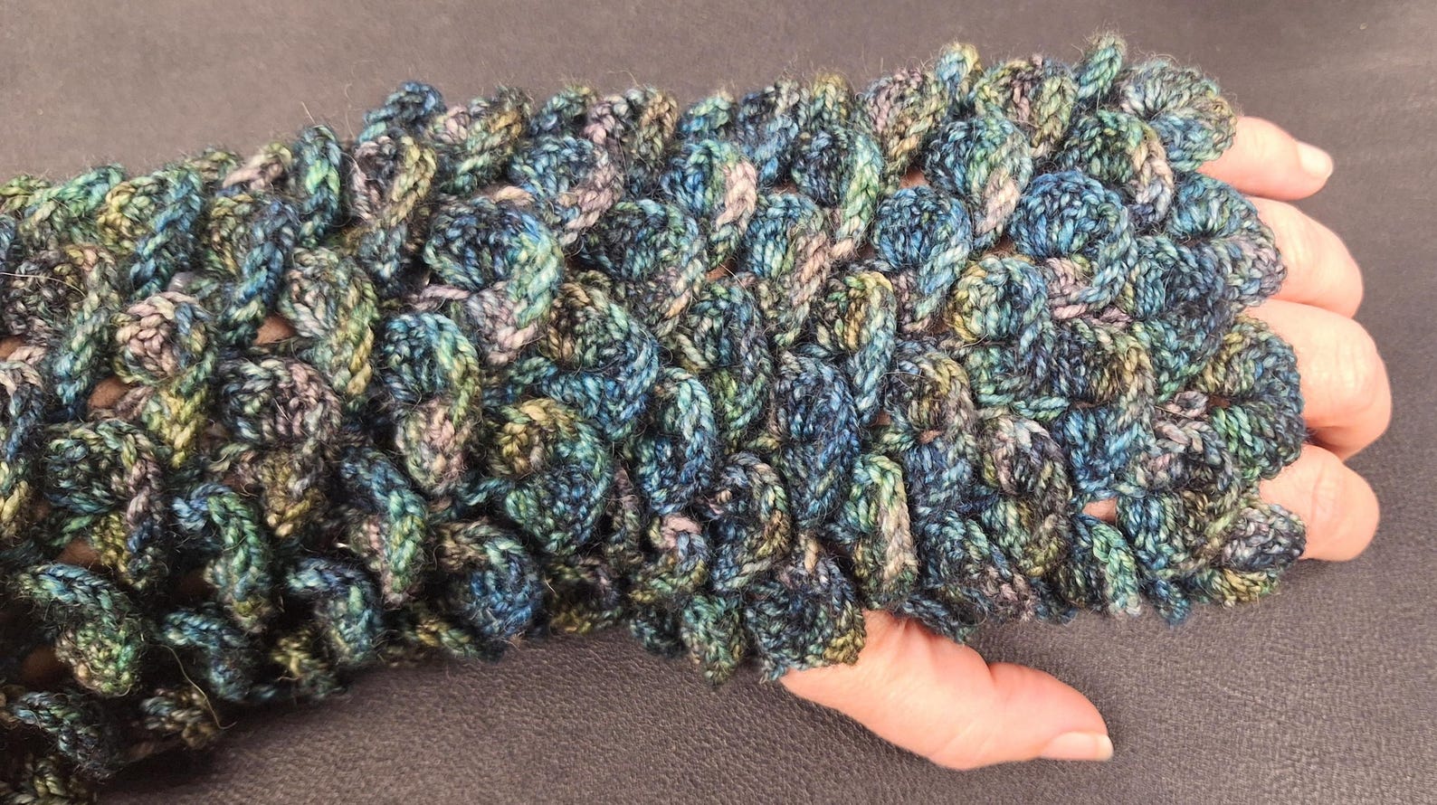 Elbow Length Dragon Scale Gloves, Crochet Pattern - Etsy