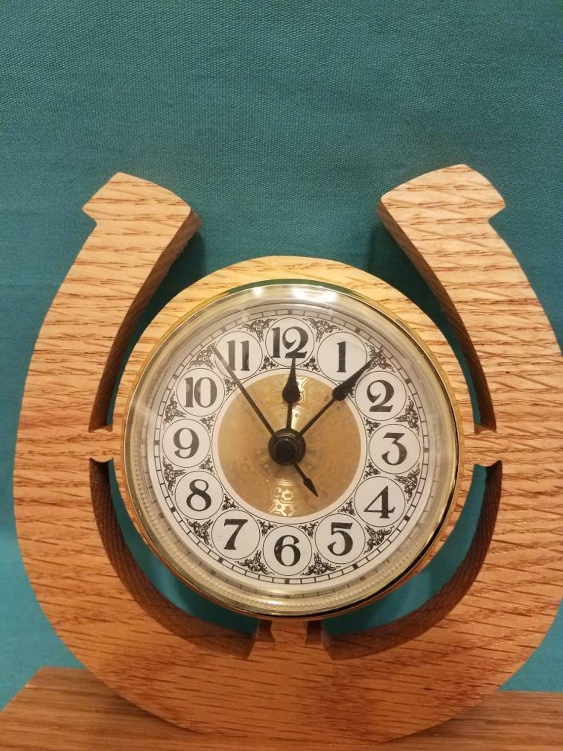 Horse Enthusiast Gift Idea, Scroll Saw Horseshoe Clock Cut From Oak - Etsy