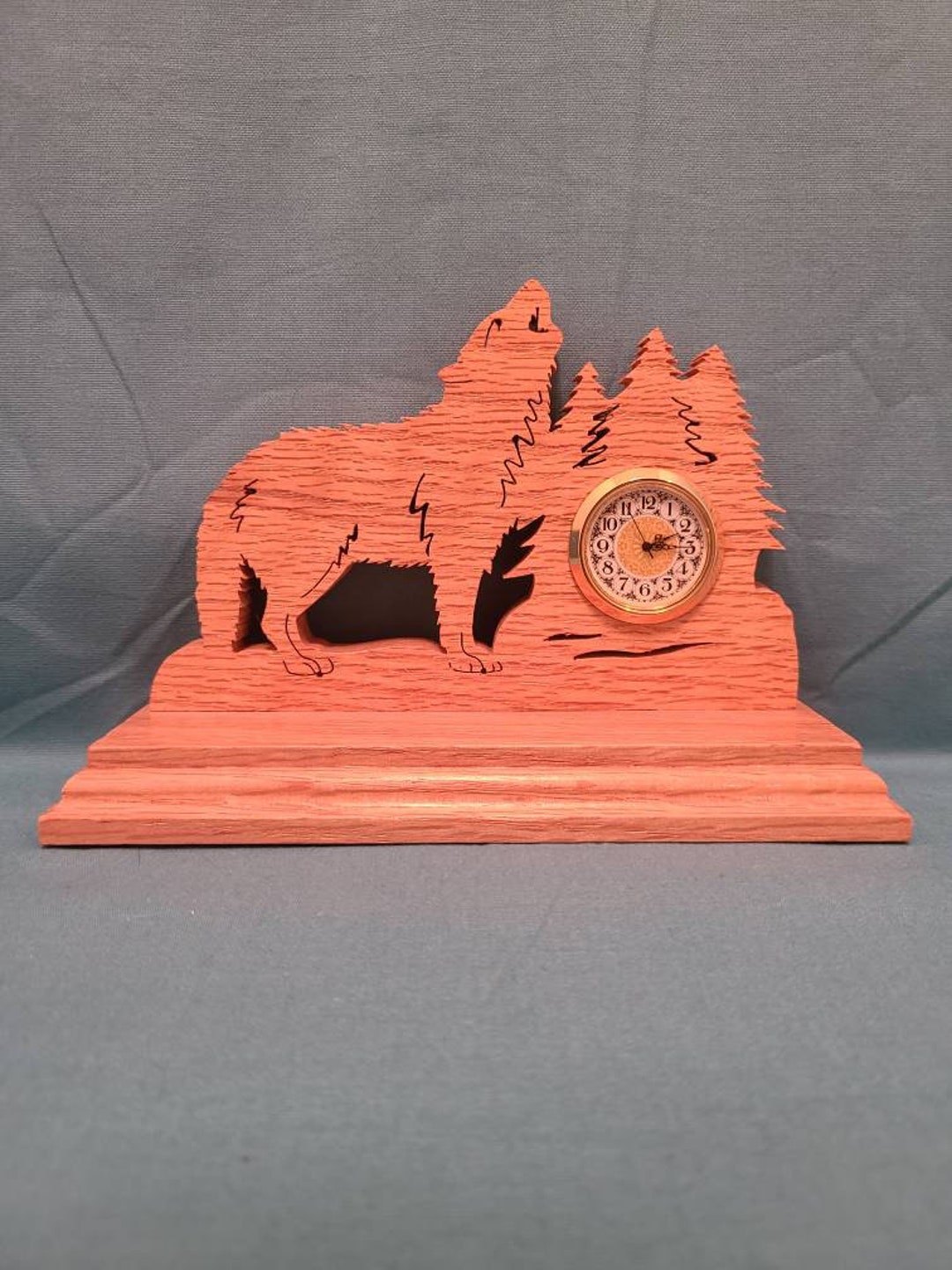 Howling Wolf Clock Hand Crafted From Oak With a Scroll Saw - Etsy