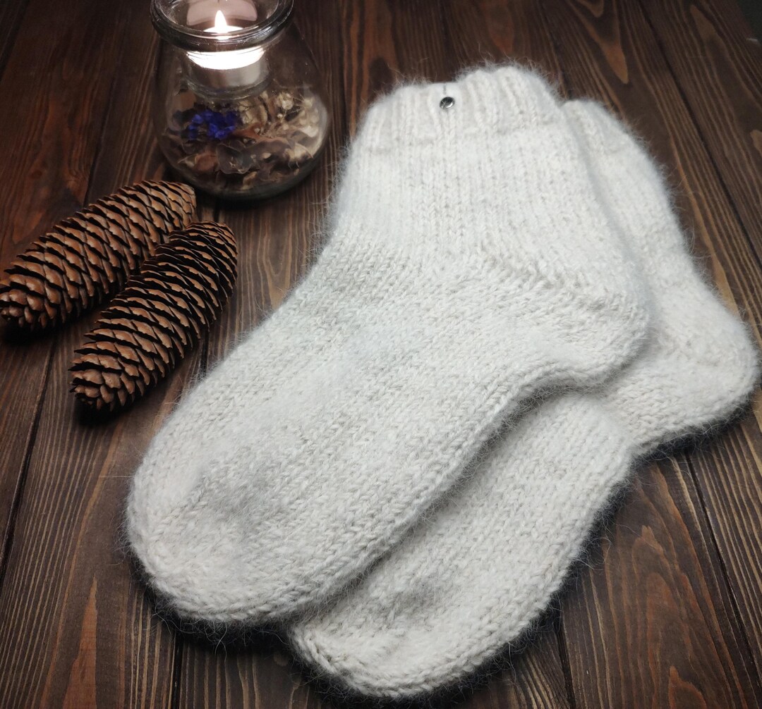 Dog Wool (samoyed) Socks to Order of All Sizes Are Knitted by Hand ...