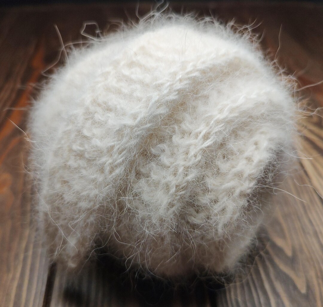 Hand Knitted Sophie Scarf Ivory White Wool Yarn ( Samoyed Dogs Breed ...