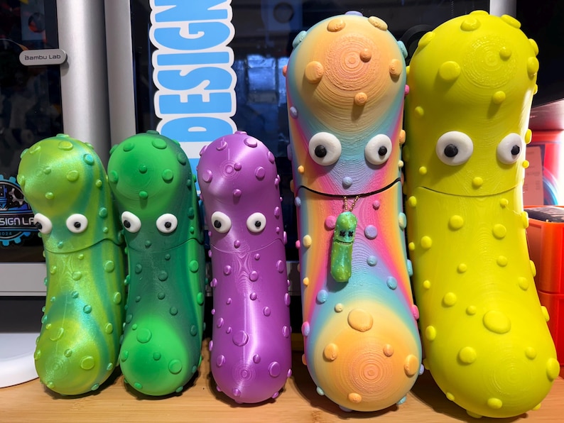 3D Printed Pickle Keychain Fidget Toy: Collectible Tickle Pickles With ...
