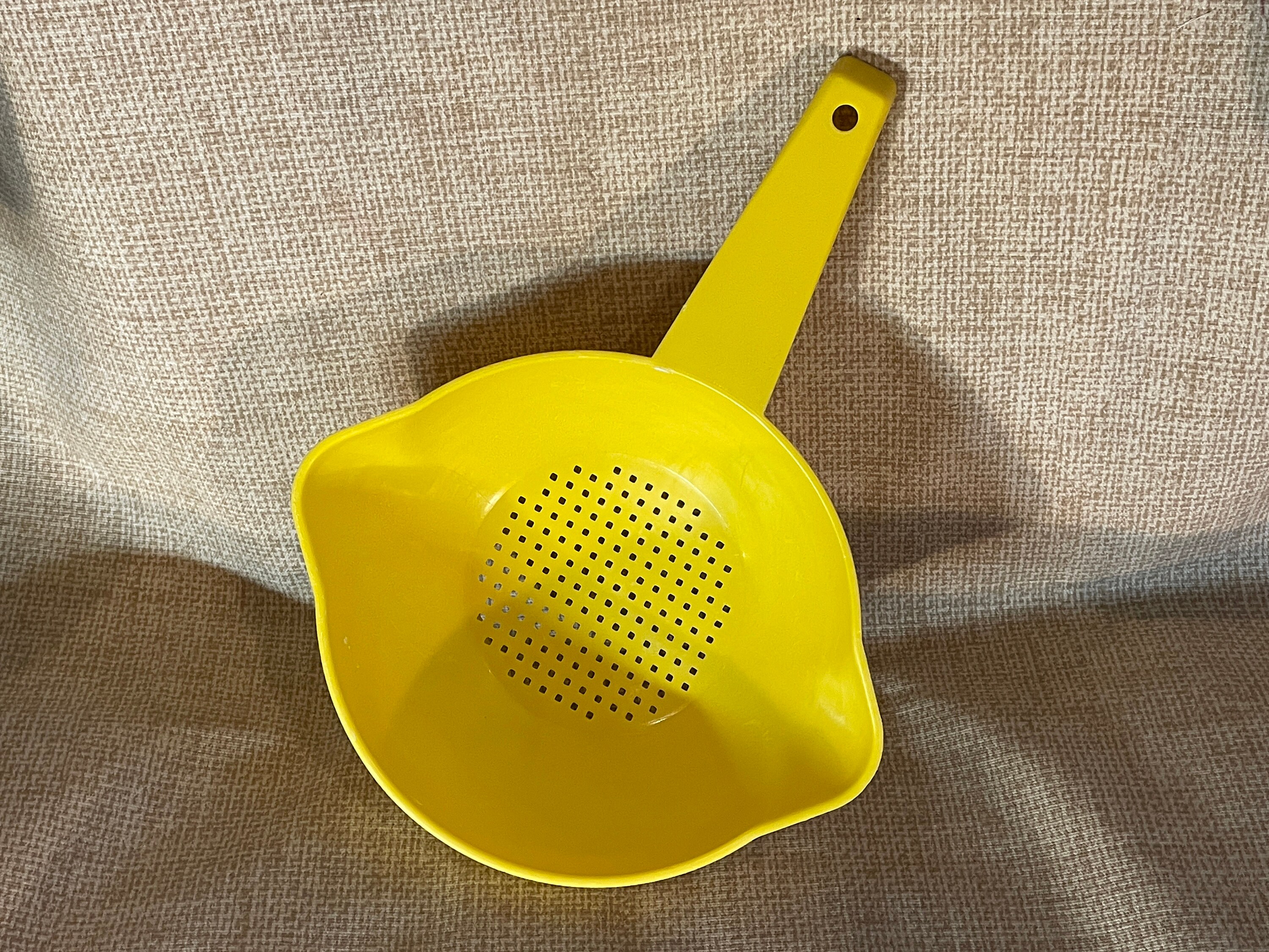 Jars & Containers Tupperware #1200,Sunshine Yellow Handled Strainer ...