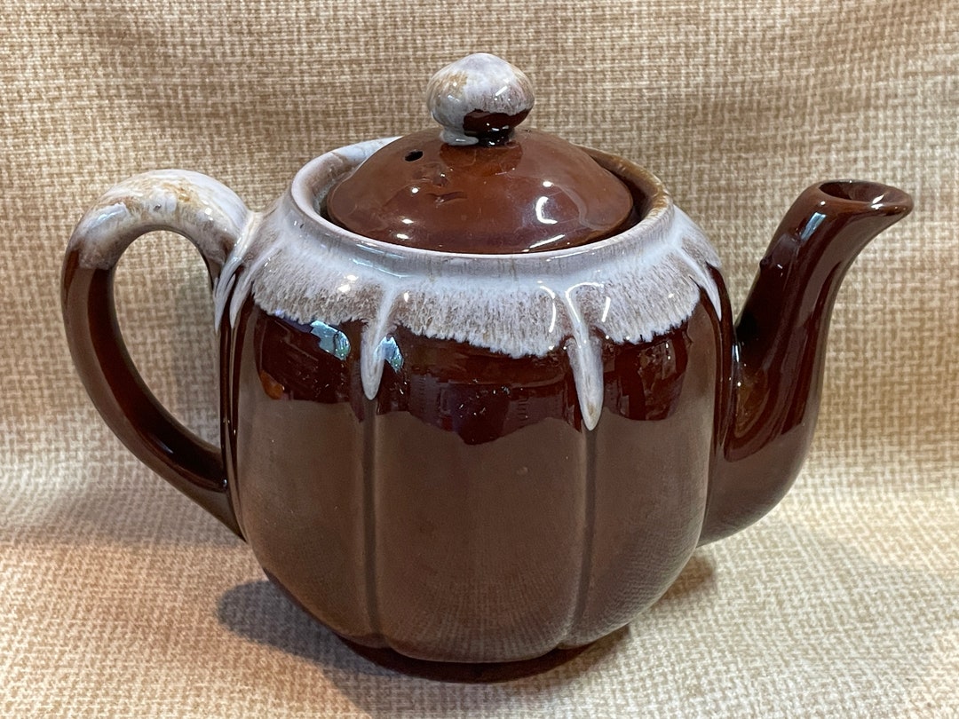 Vintage Small Brown Drip Tea Pot/hull Like Brown Tea Pot/tea Making ...