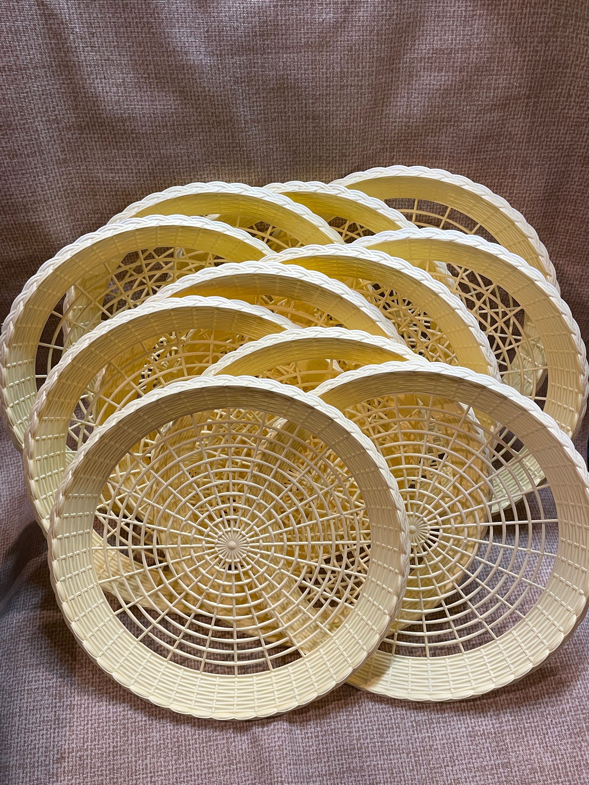 Vintage Plastic Plates for sale| 123 ads for used Vintage Plastic Plates