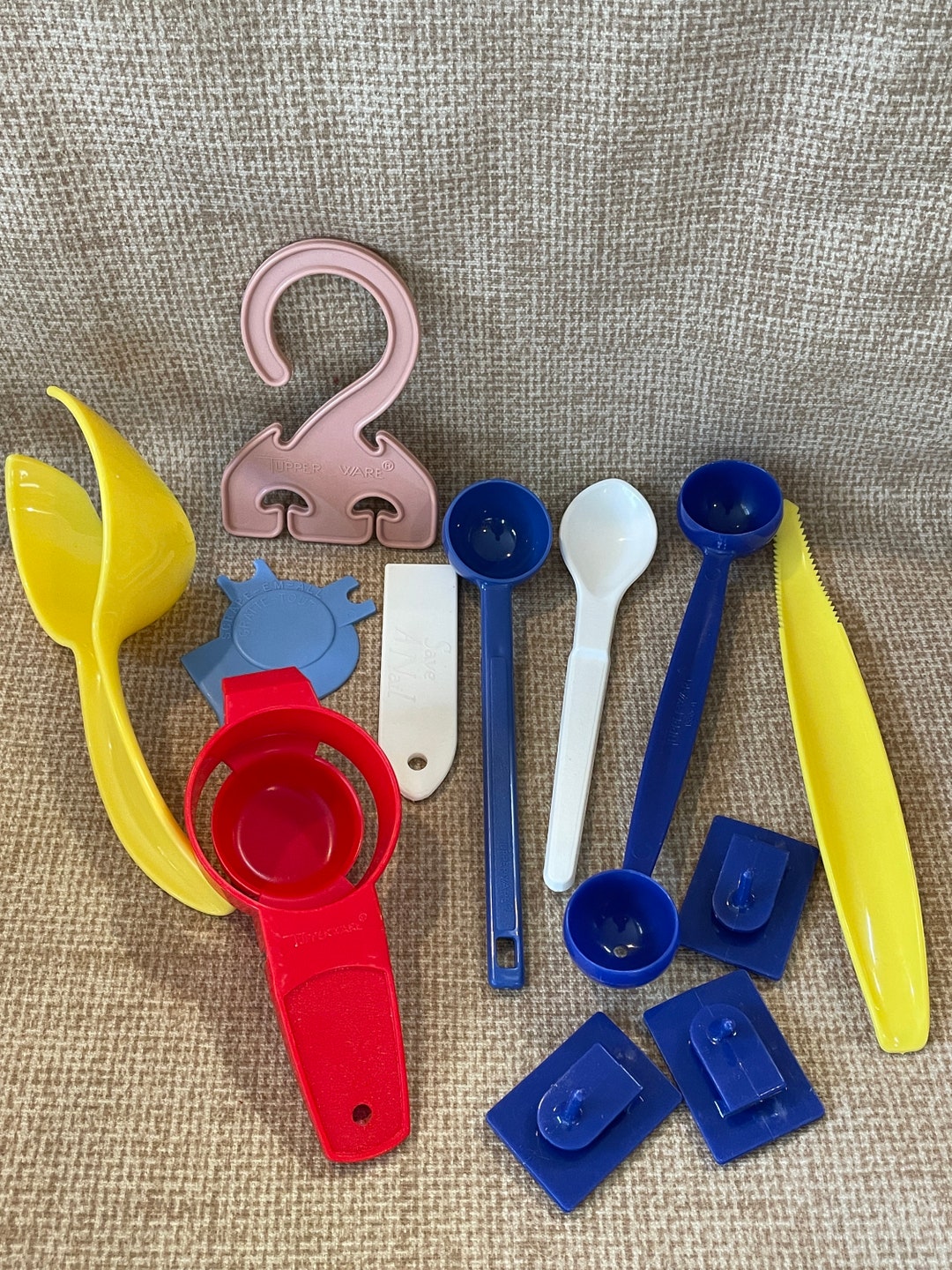 Vintage Tupperware Kitchen Tools/tupperware Giveaways/misc Tupperware ...