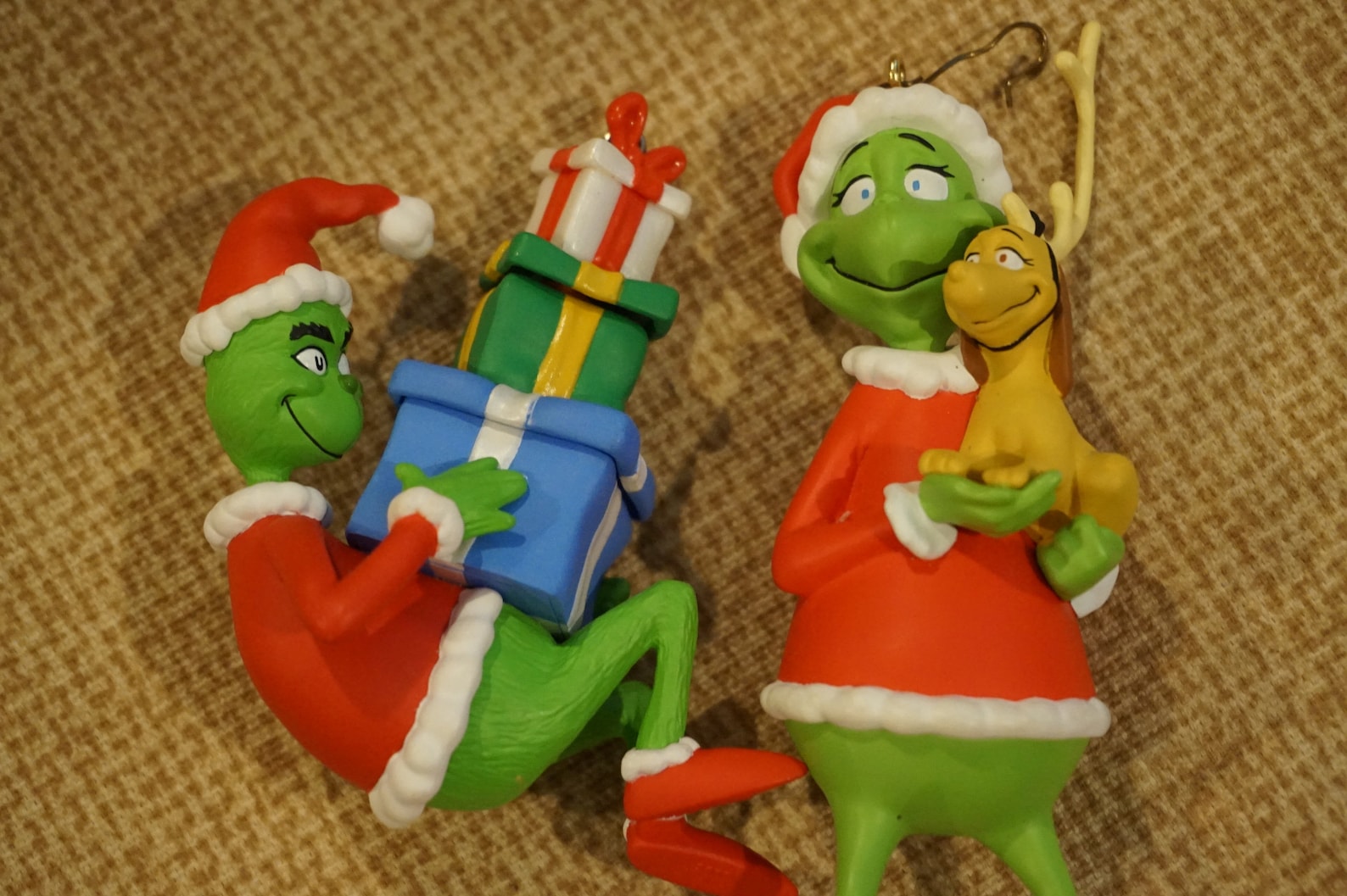 Vintage 1998 and 2000 Hallmark Grinch Ornaments/Dr Seuss | Etsy