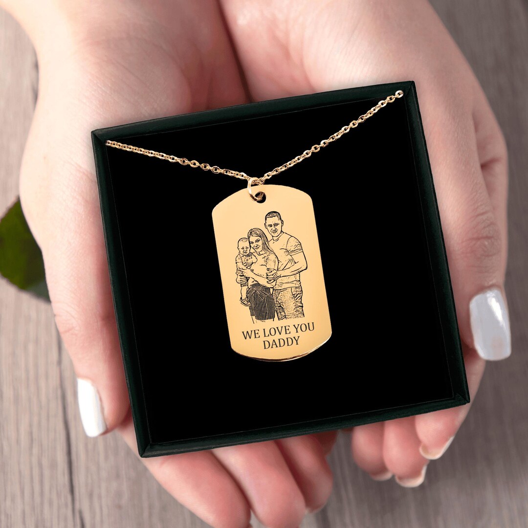 Custom Family Tag Necklace - Personalized Engraved Jewelry Gift for Mom ...