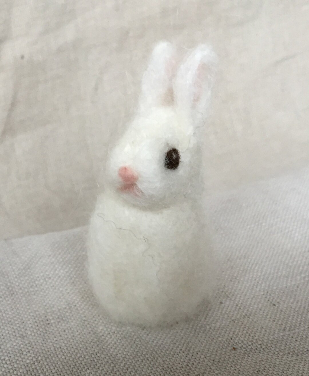 Needle Felted Finger Puppet, Bunny Rabbit, Waldorf - Etsy