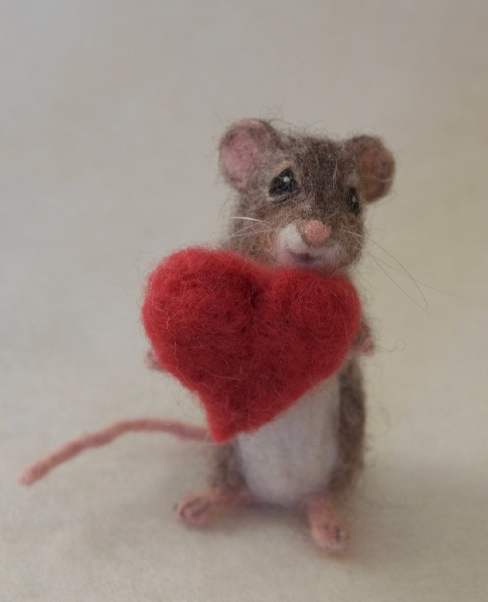 Needle Felted Mouse, Poseable Realistic Life Sized MADE TO ORDER - Etsy