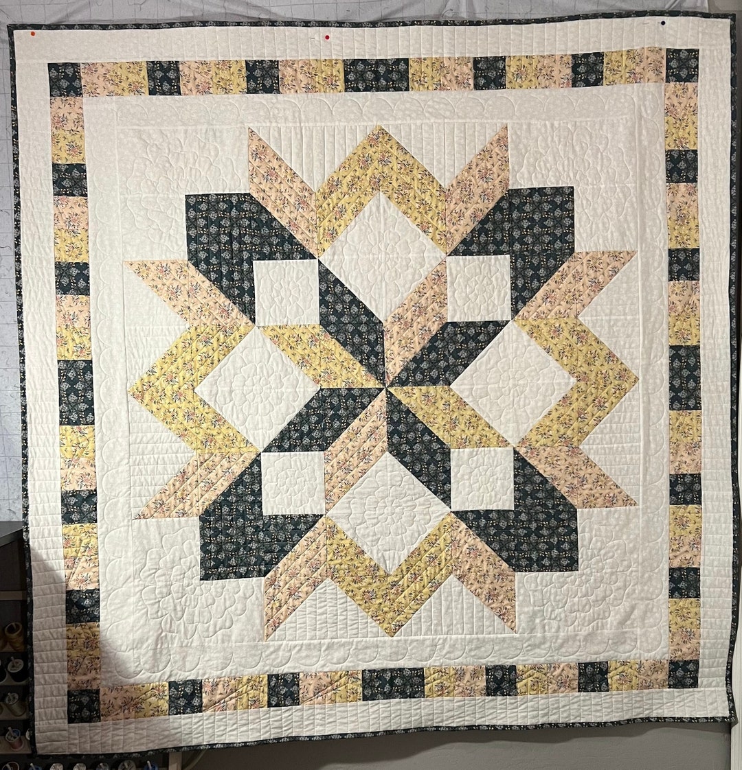 Carpenter Star Quilt Handmade - Etsy